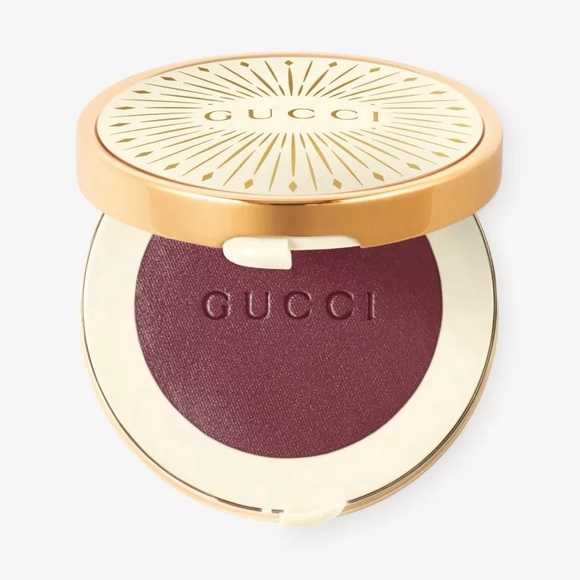 Gucci | Makeup | Nib Gucci 5 Glow Dewy Soft Plum Powder Blush | Poshmark